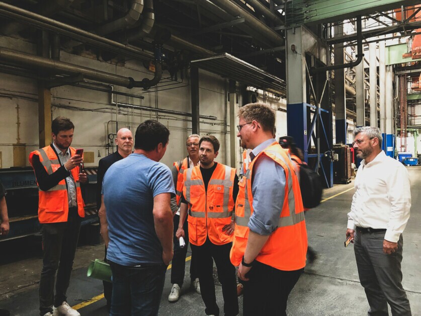 Kevin Kühnert zu Besuch im Werk Cottbus - Aktuelles - Neues Werk Cottbus Kevin Kühnert zu Besuch im Werk Cottbus - Aktuelles - Neues Werk Cottbus